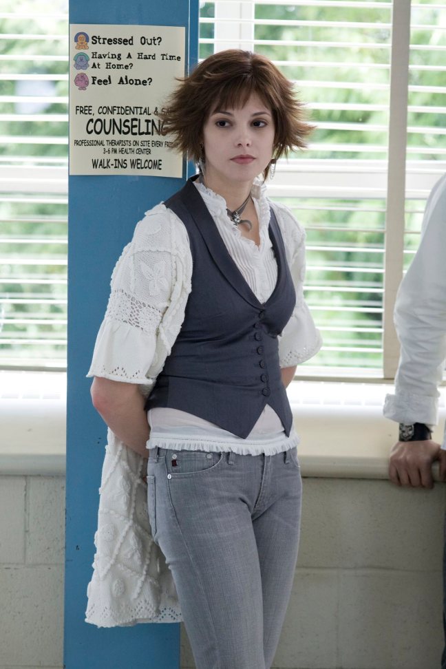 Twilight: Alice Cullen’s 5 most iconic outfits – Go Ask Alice Cullen