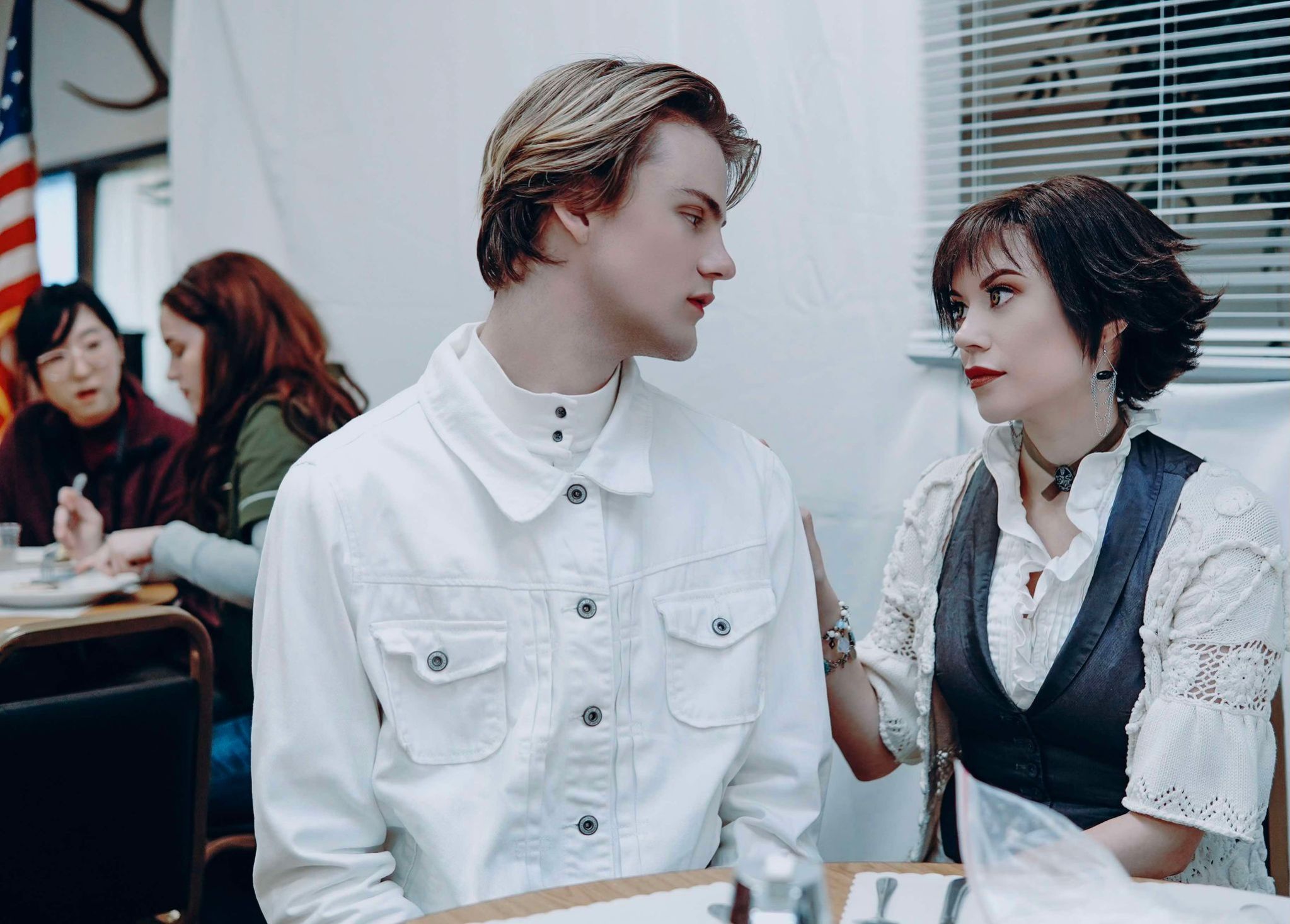 What’s in Alice’s closet: The Twilight cafeteria scene – Go Ask Alice ...